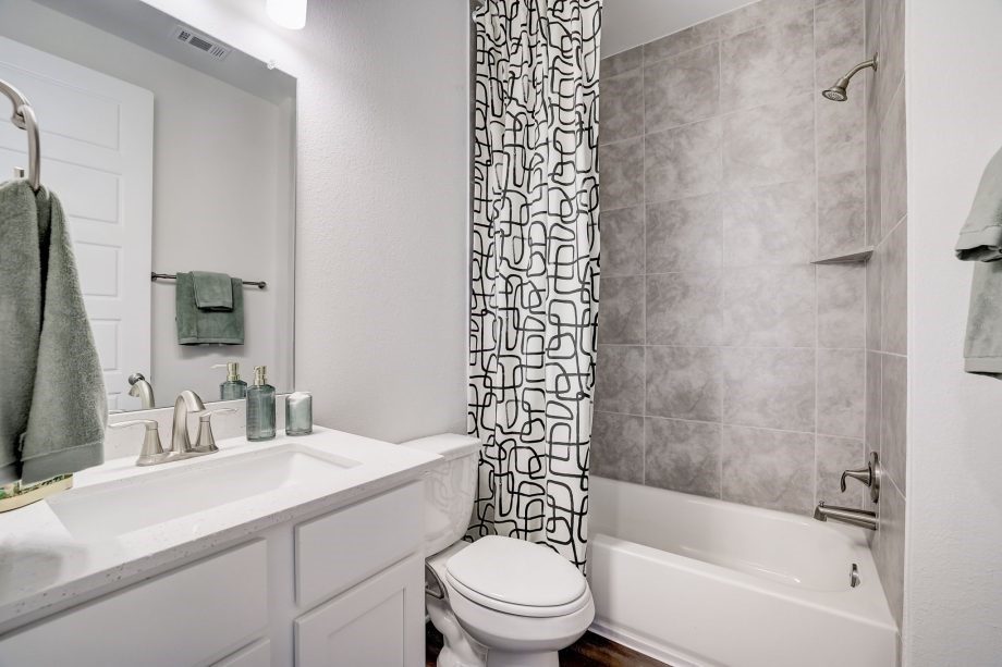 2025 Cora Ivy Lane - Odin | Avery Centre