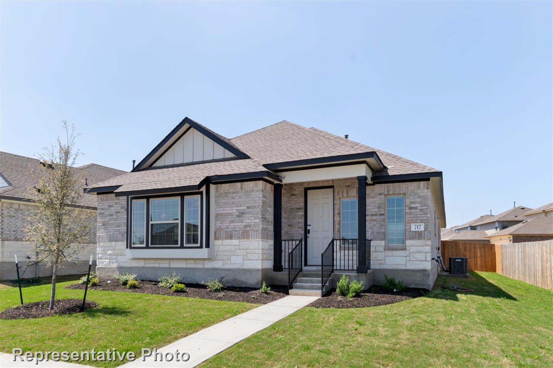 717 Paddock Lane - Armstrong | Saddle Creek