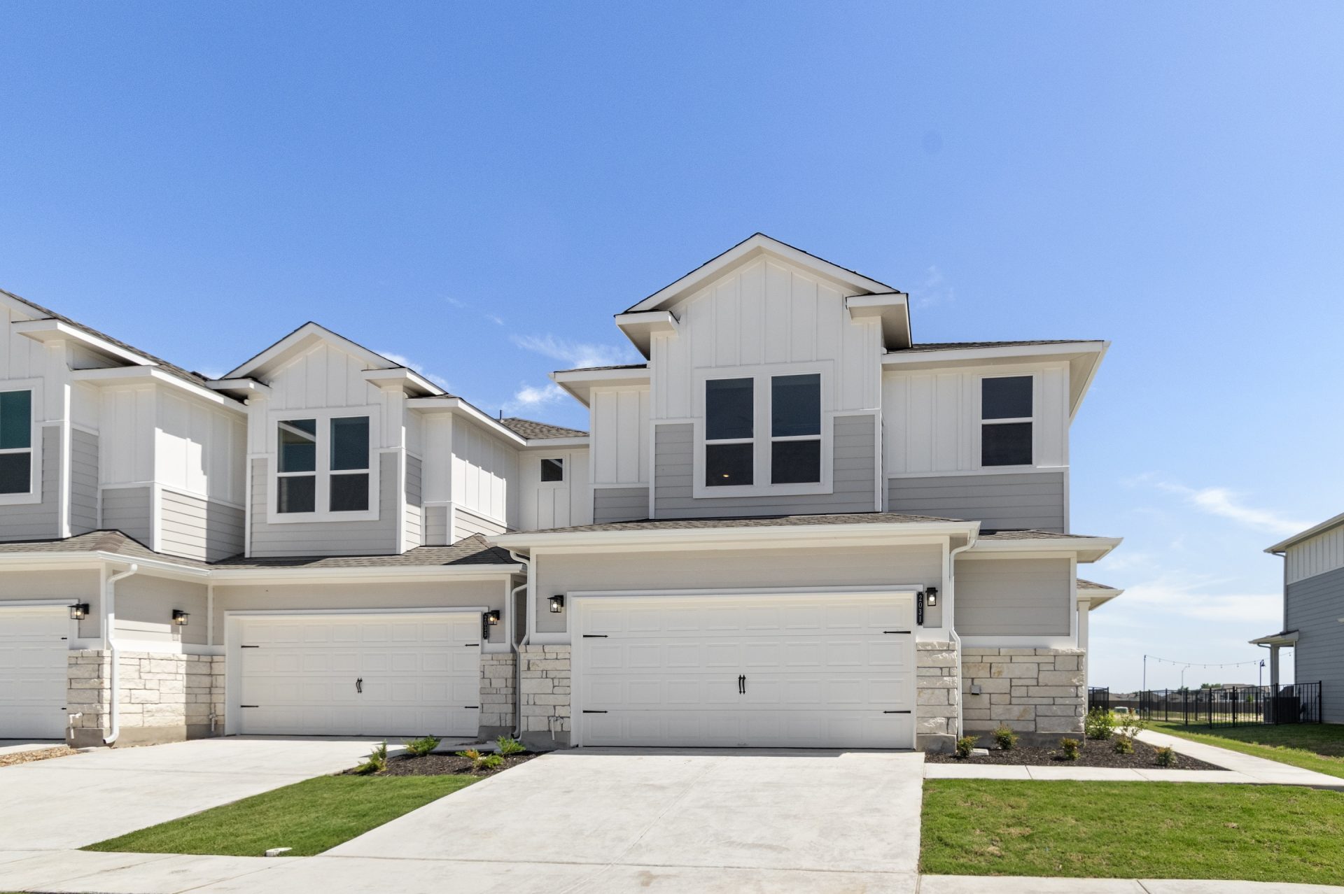 2031 Cora Ivy Lane - Sanford | Avery Centre